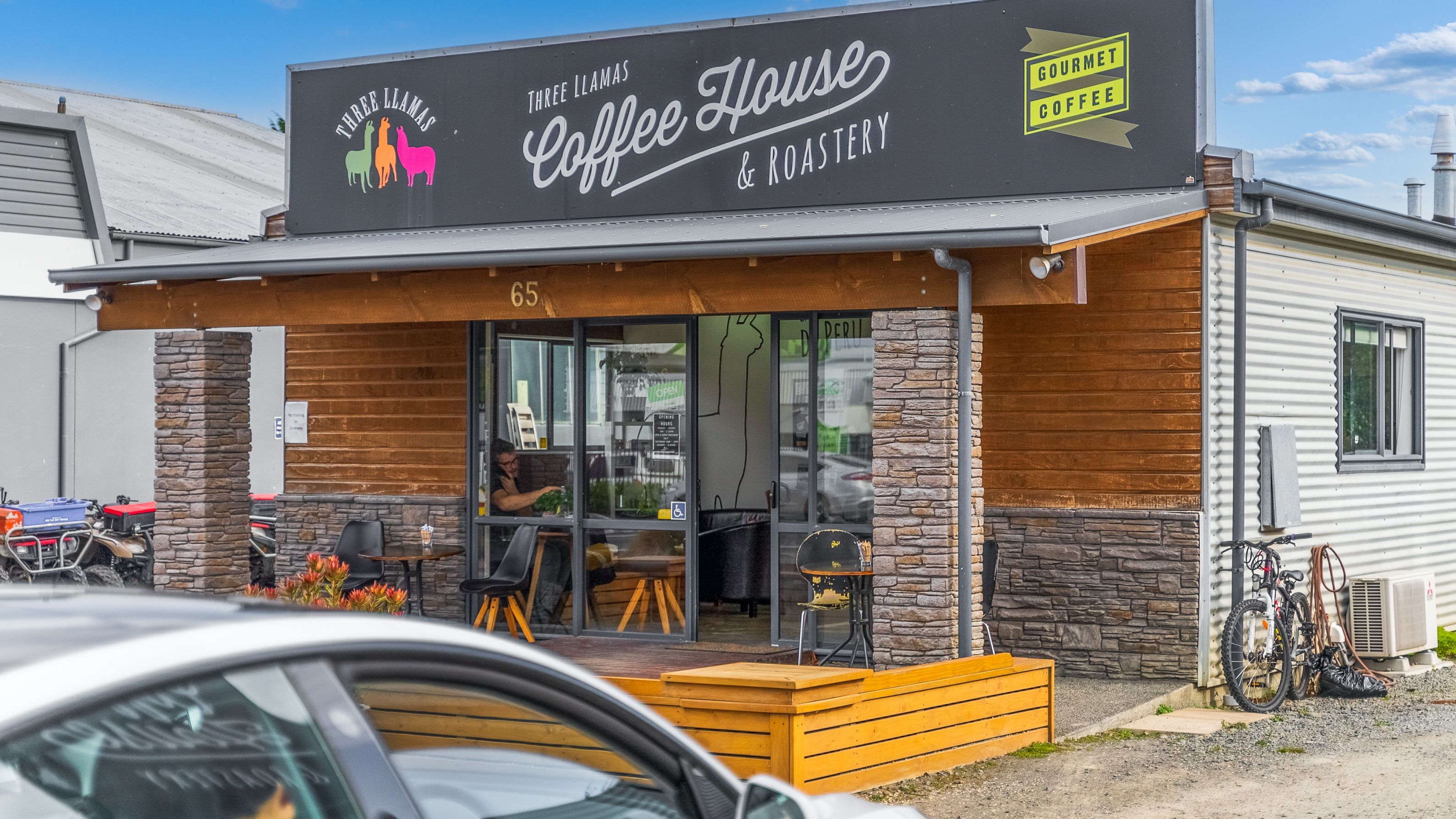 Contemporary urban living in Woodend - Akin Living