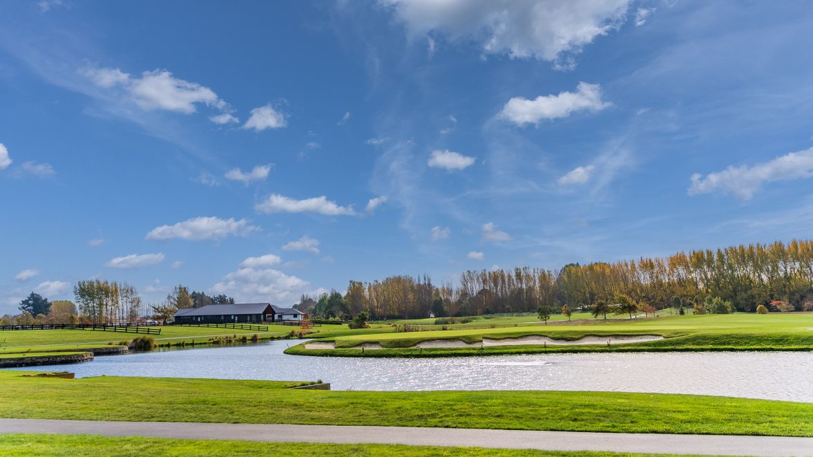 Contemporary urban living in Woodend - Akin Living