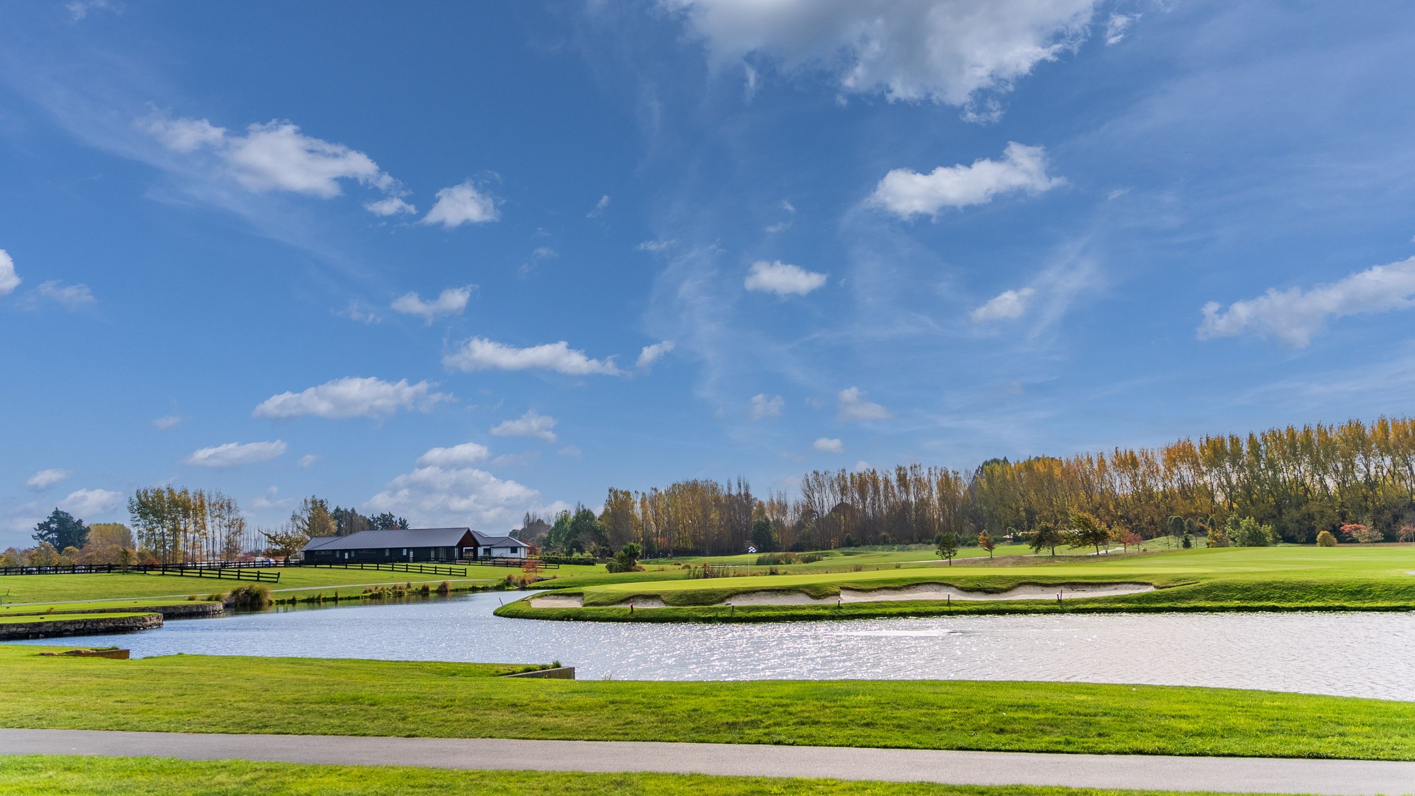 Contemporary urban living in Woodend - Akin Living